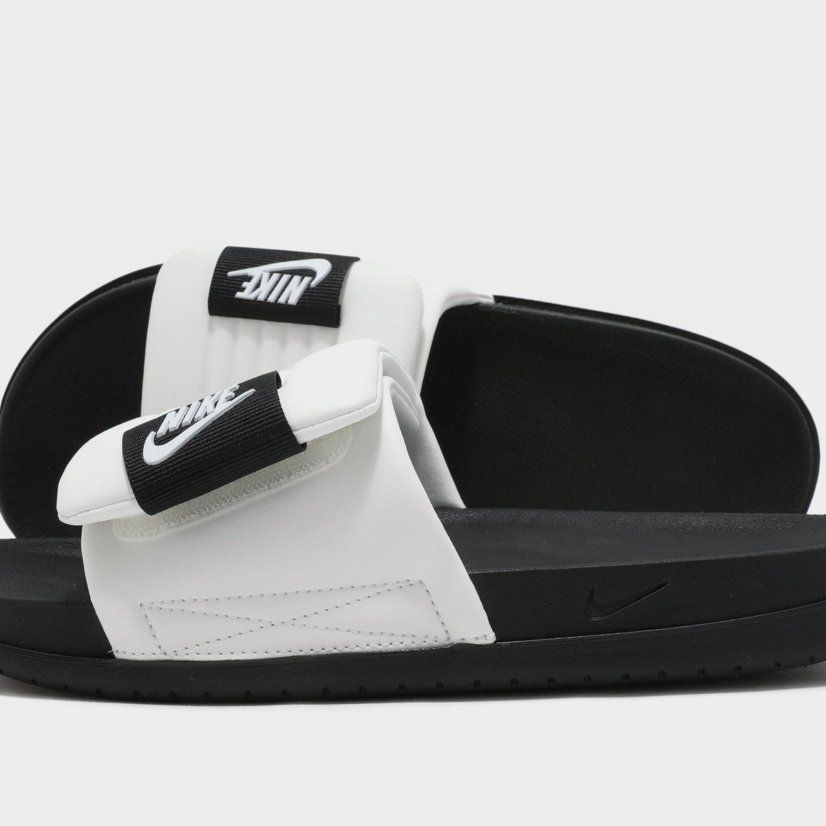 Nike Offcourt Adjust Slides – JD Sports Philippines