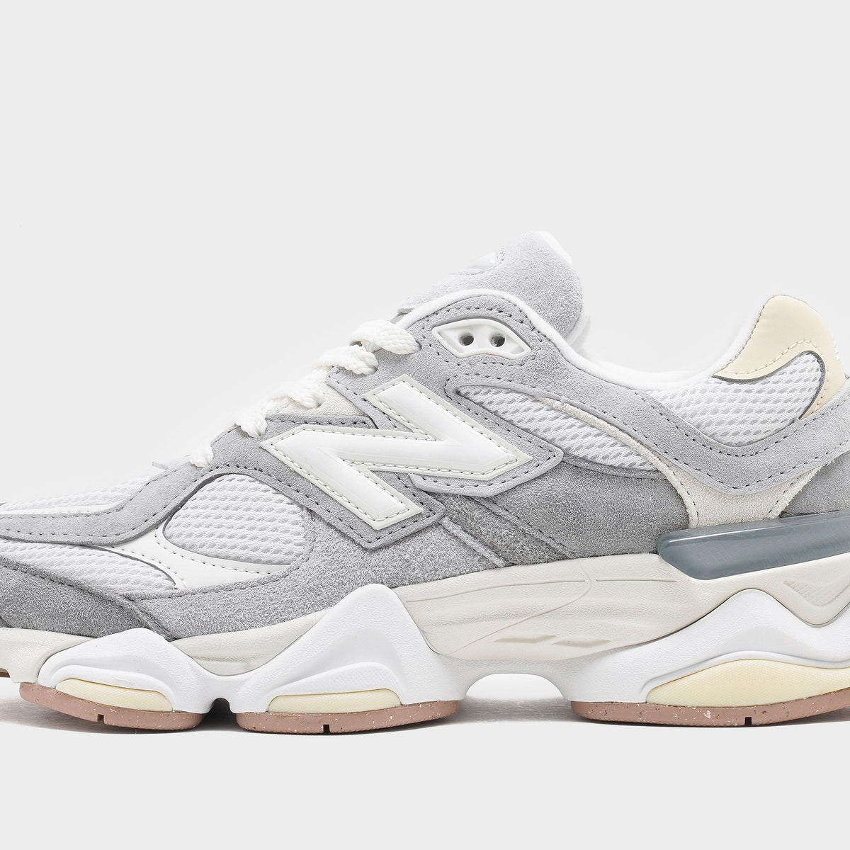 New Balance 9060 Women's – JD Sports Philippines