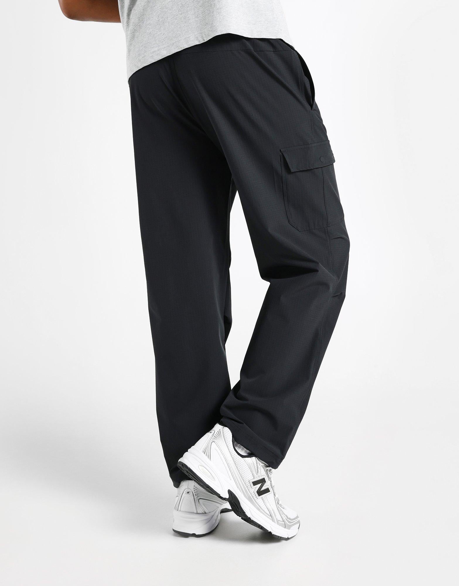 New Balance Ripstop Cargo Pants – JD Sports Philippines